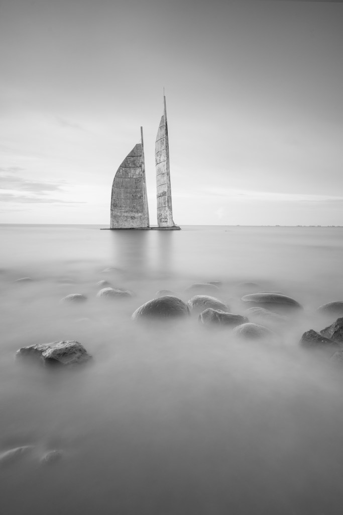 Monoliths - Sawidji Archives